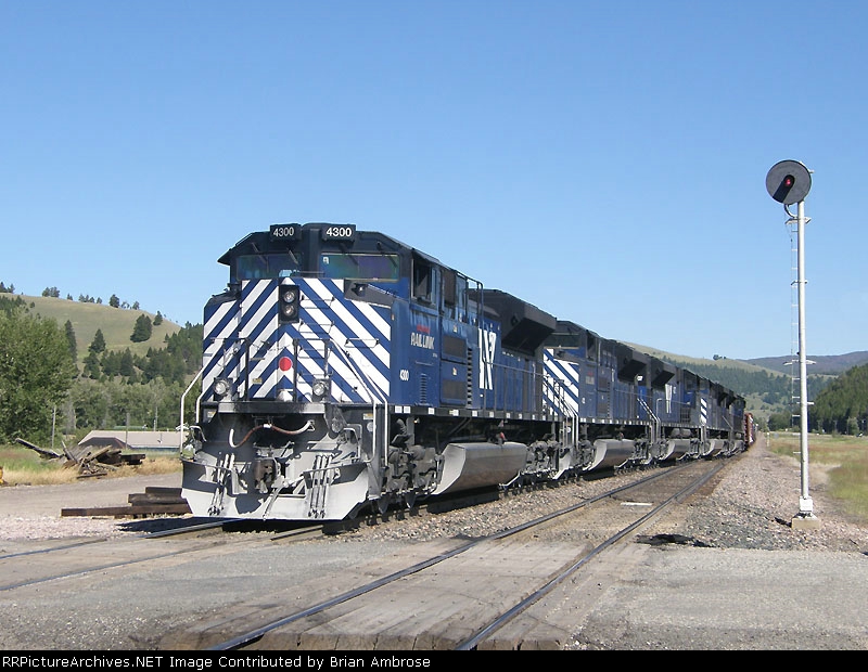 MRL 4300 on Helper set